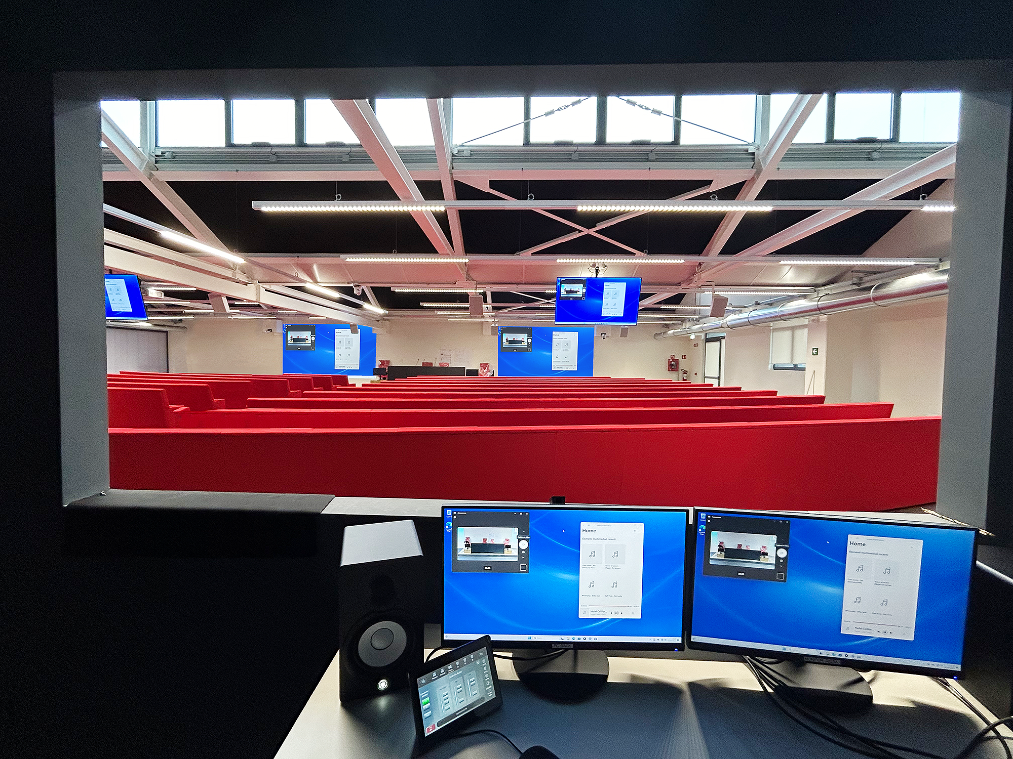 Extron AV Systems Empower Unimore’s New Fourth Hub with Seamless Learning and Energy Efficiency ...