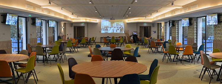 Châteauform’ City in Paris Chooses Extron for User-Friendly AV | Extron